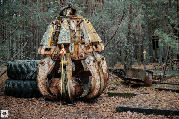 Radioactive Crane Claw in Chernobyl – Forgotten Chernobyl